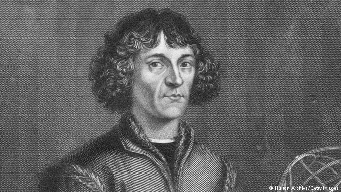 Nicolau Copernico e o sistema heliocêntrico [resumo completo]